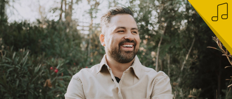 El nuevo álbum de Omar Rodríguez, «Hogar», evoca la relación de amor de ...